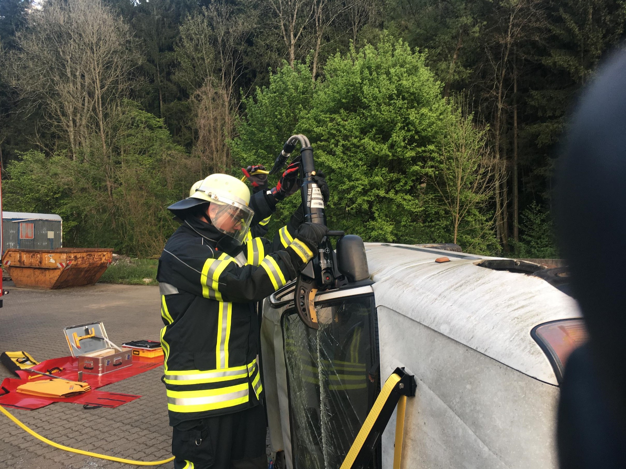 Übung Technische Rettung – Freiwillige Feuerwehr Neckarzimmern