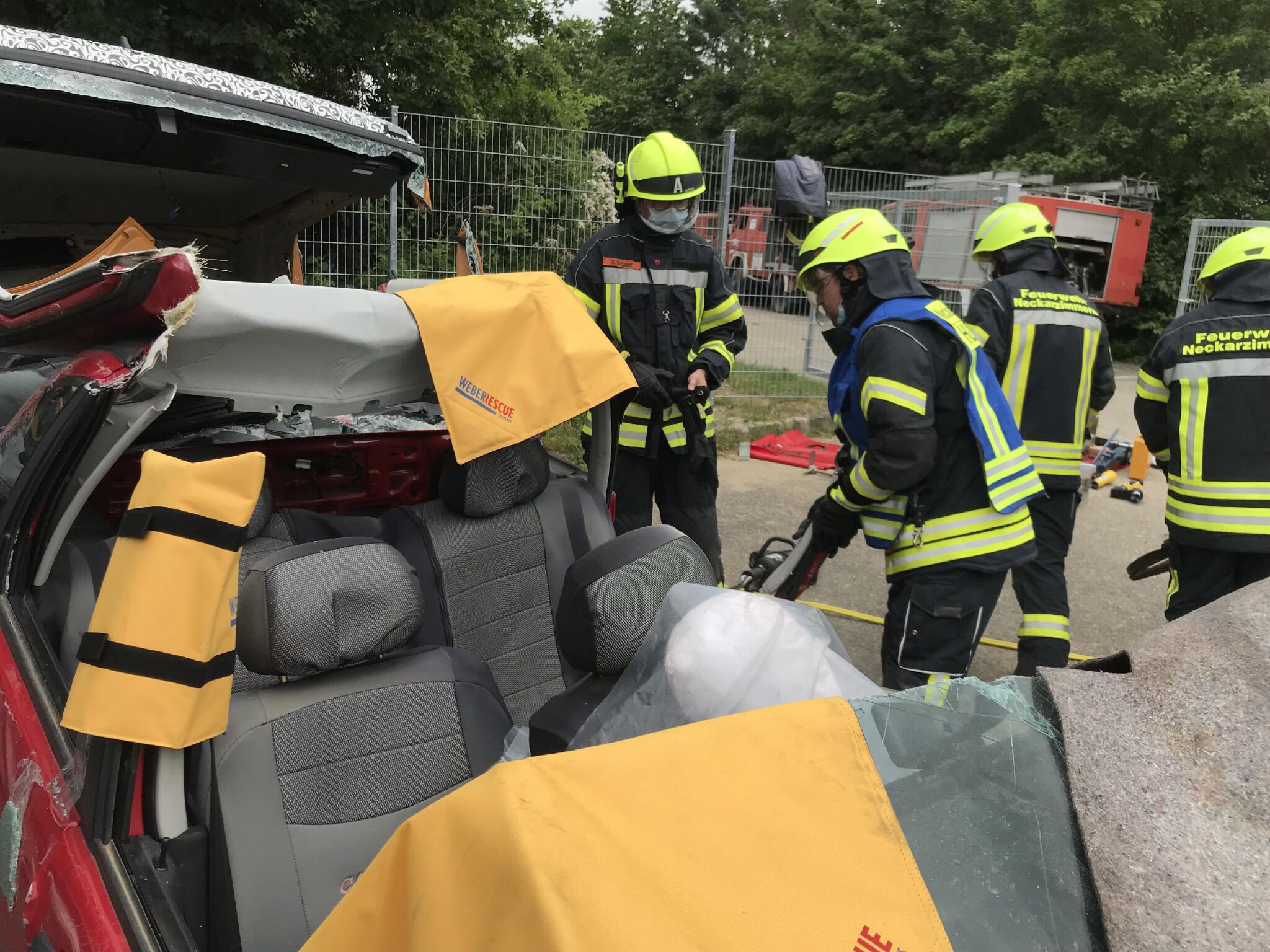 Übung Technische Rettung VU – Freiwillige Feuerwehr Neckarzimmern